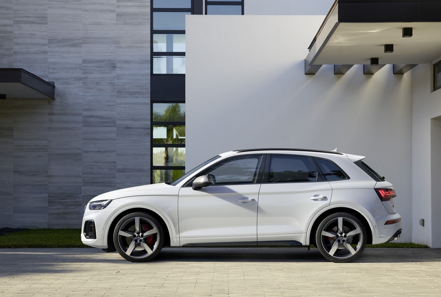 Audi SQ5 II (facelift 2020) 3.0 TDI V6 (341 Hp) MHEV quattro tiptronic